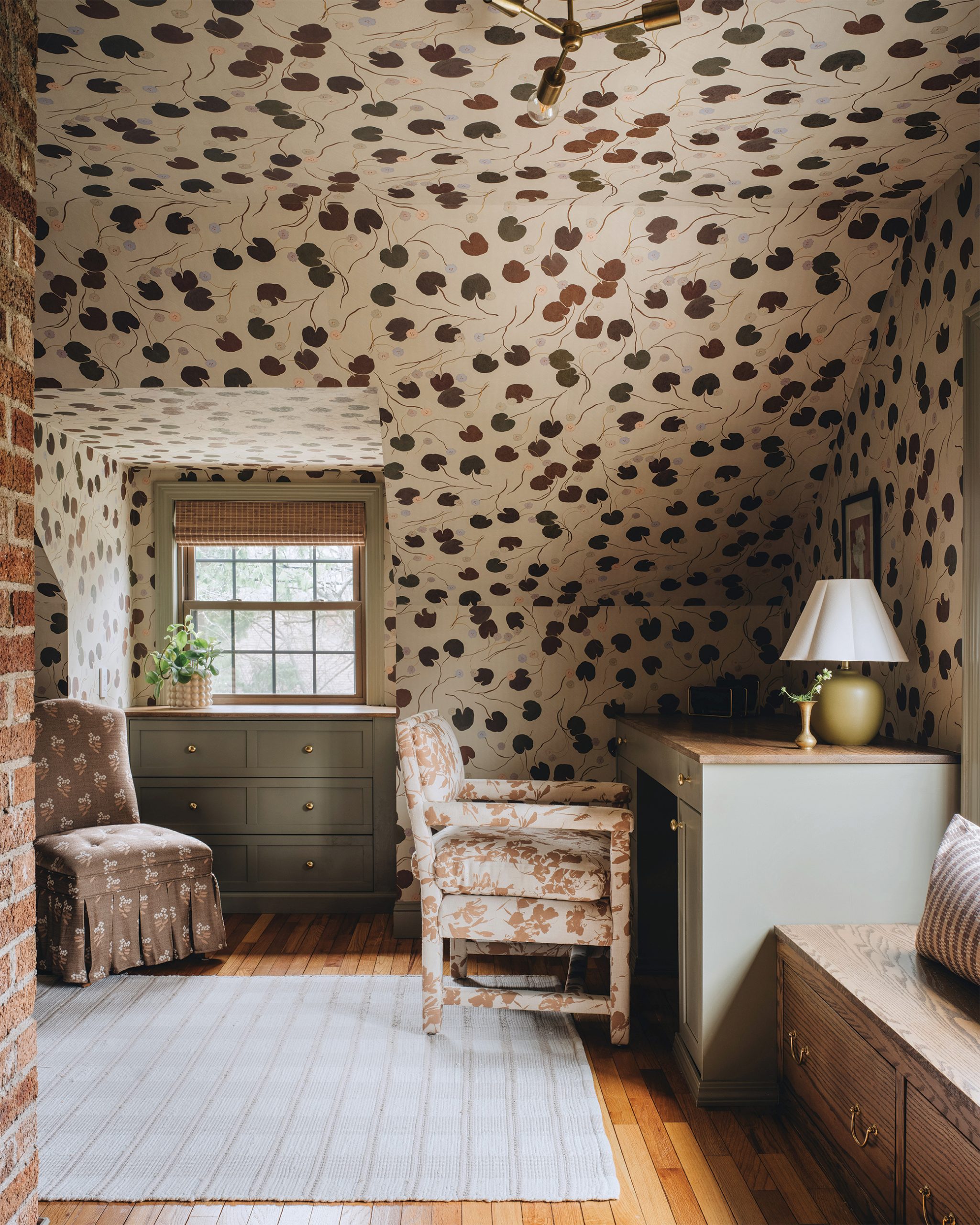 Fall Wallpaper Trends Blend Texture and Modern Nostalgia at WallTawk